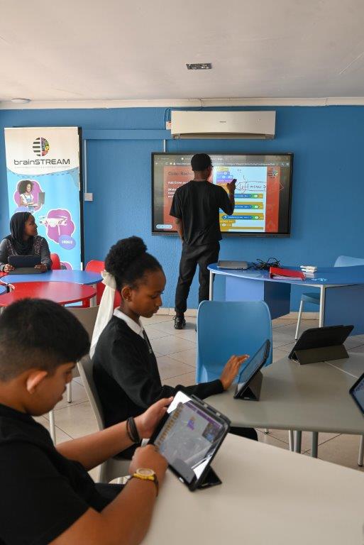 Home Schooling – brainSTREAM