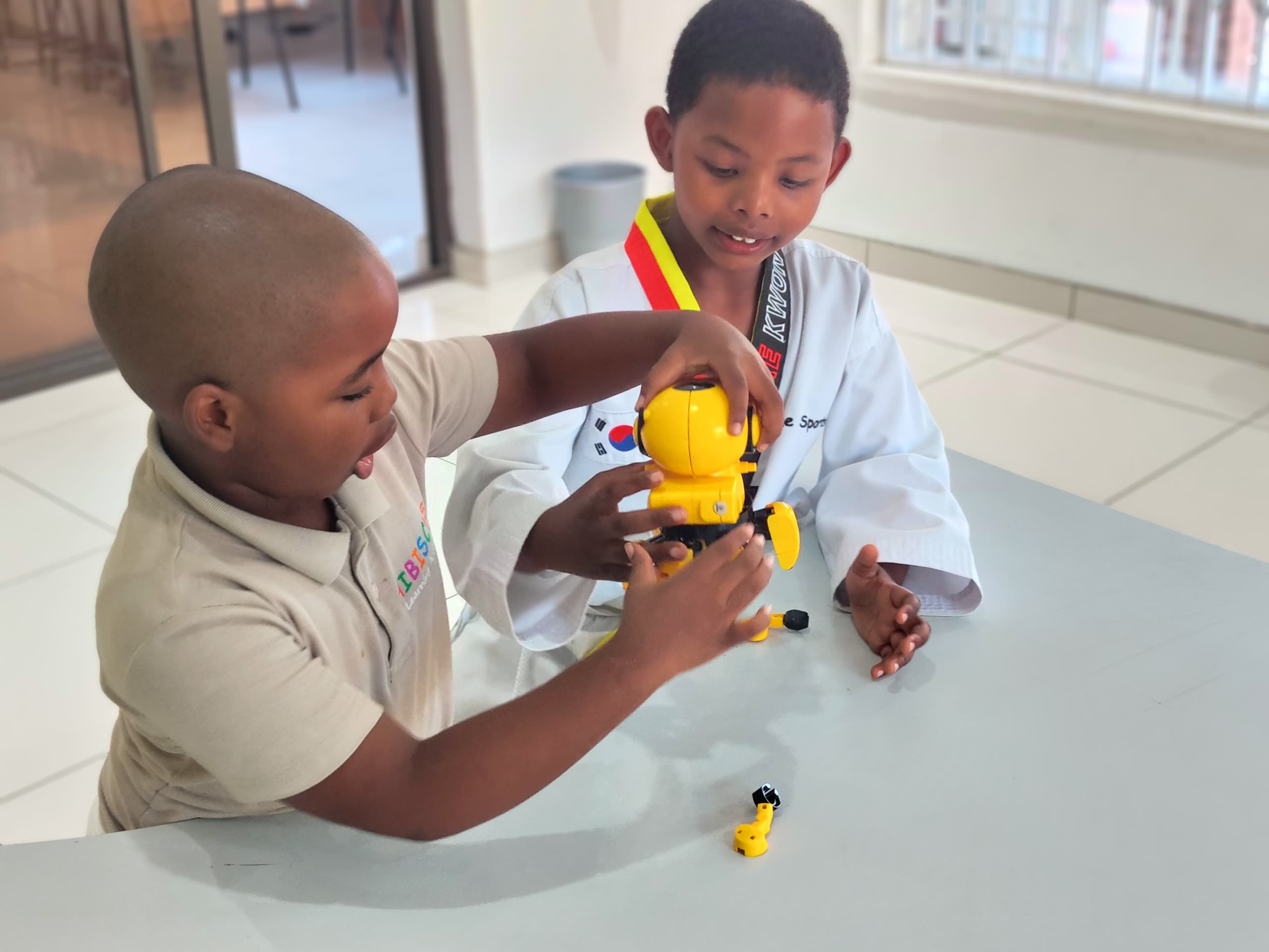 Tobbie – brainSTREAM